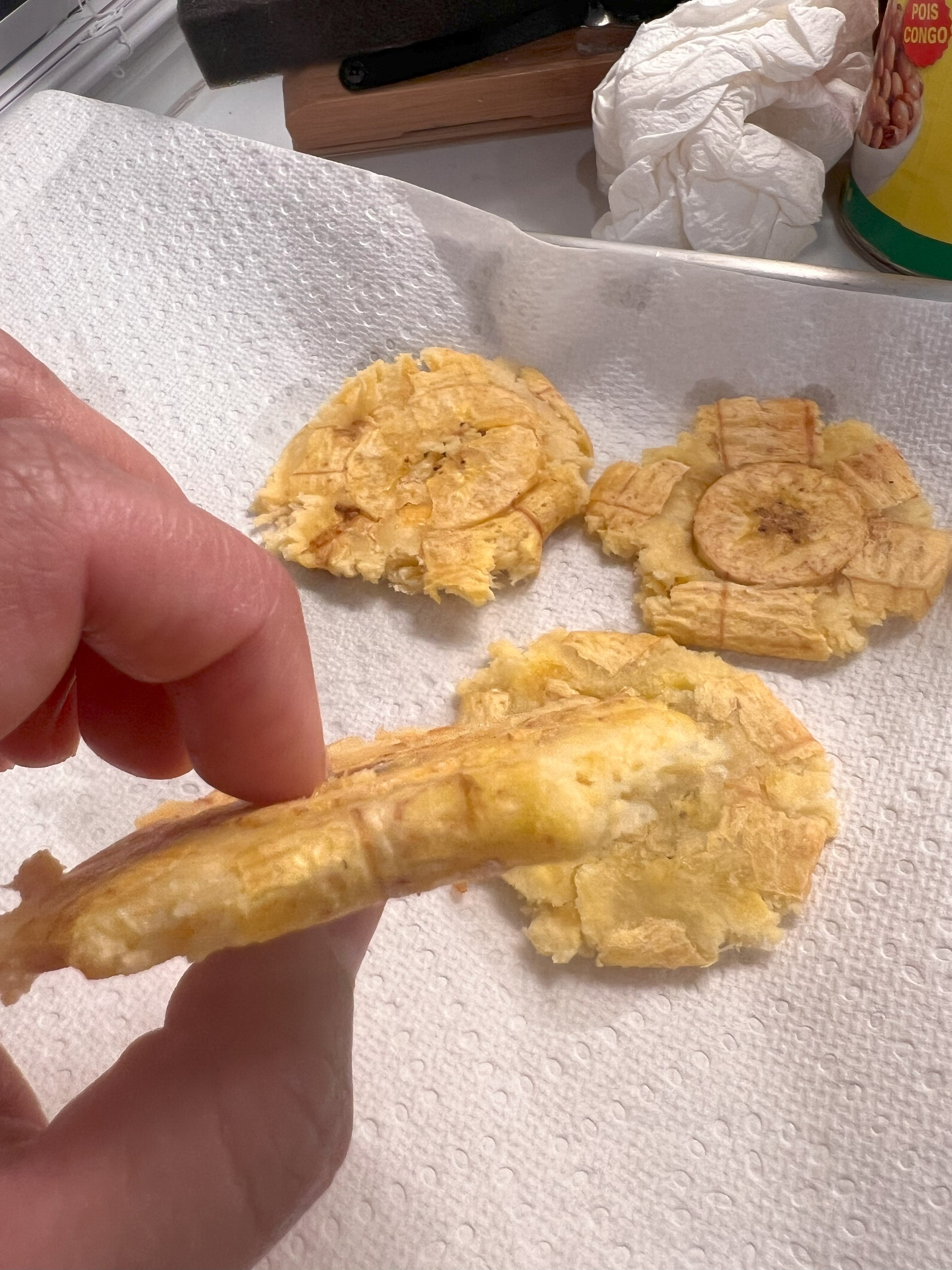 Tostones with Garlic-Lime Cilantro Sauce