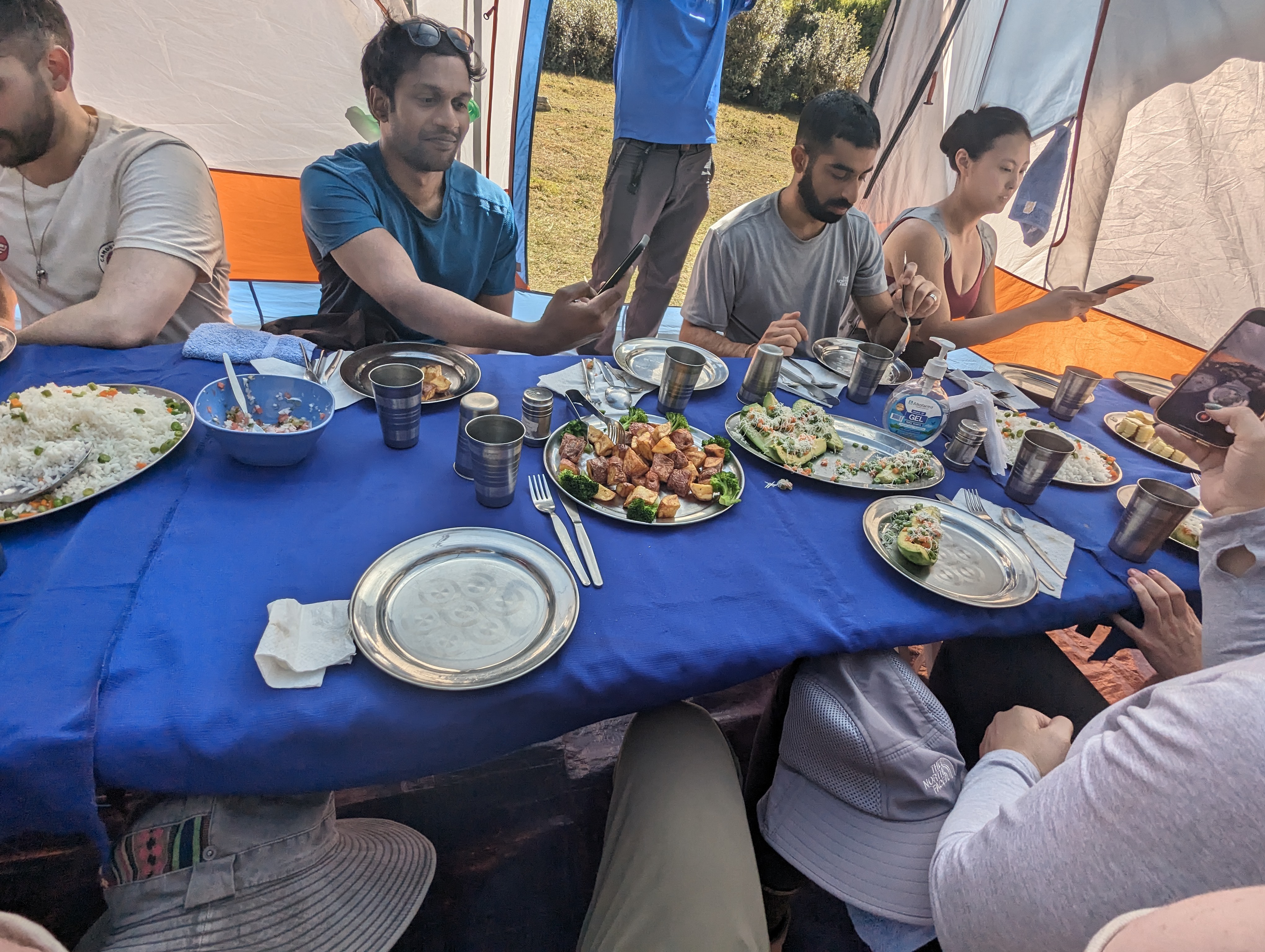 The Unifying Power of Food: How Sharing a Meal Brings Us Together